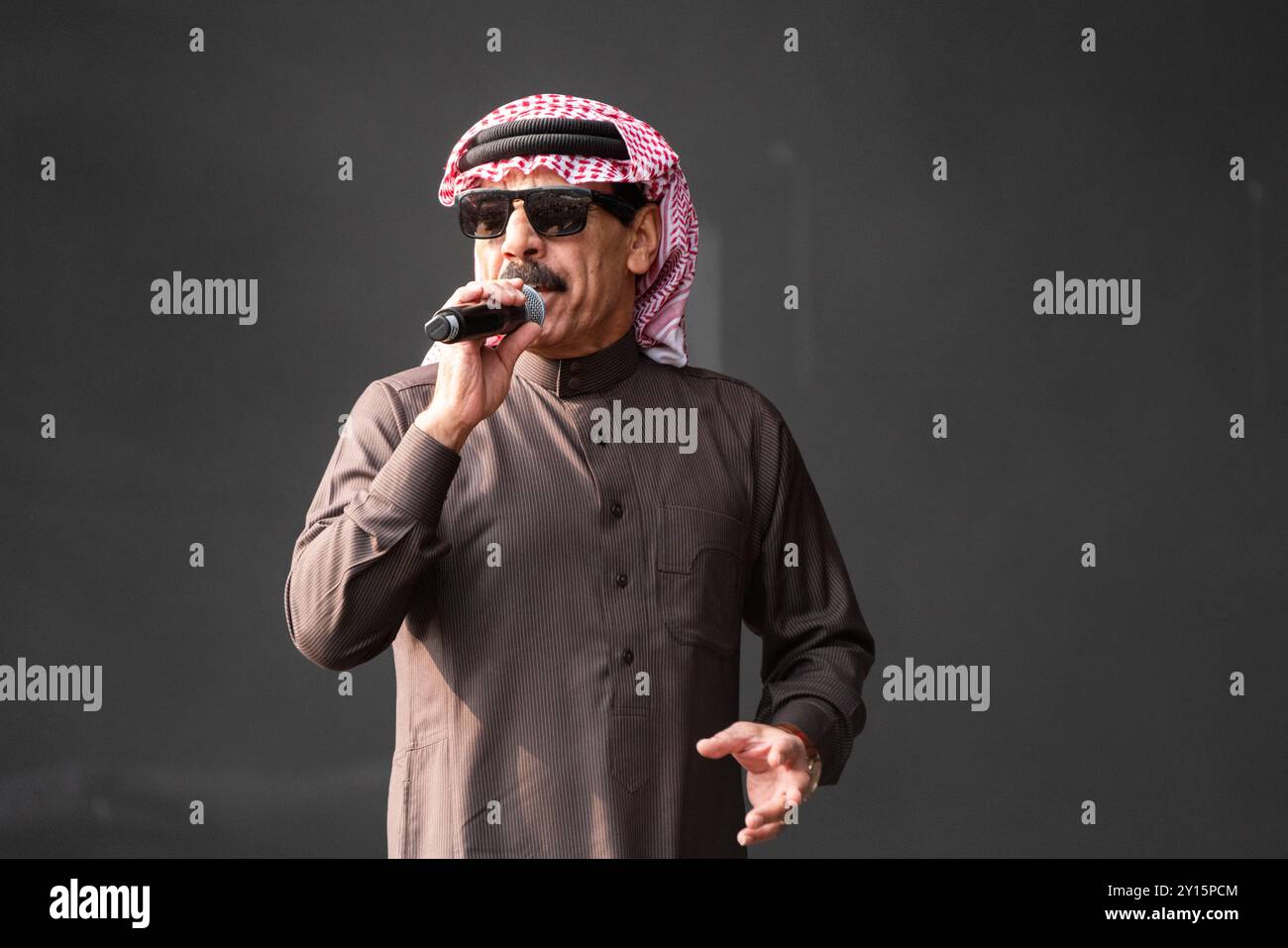 OMAR SOULEYMAN, CONCERT, 2024: Omar Souleyman plays the Mountain Stage ...