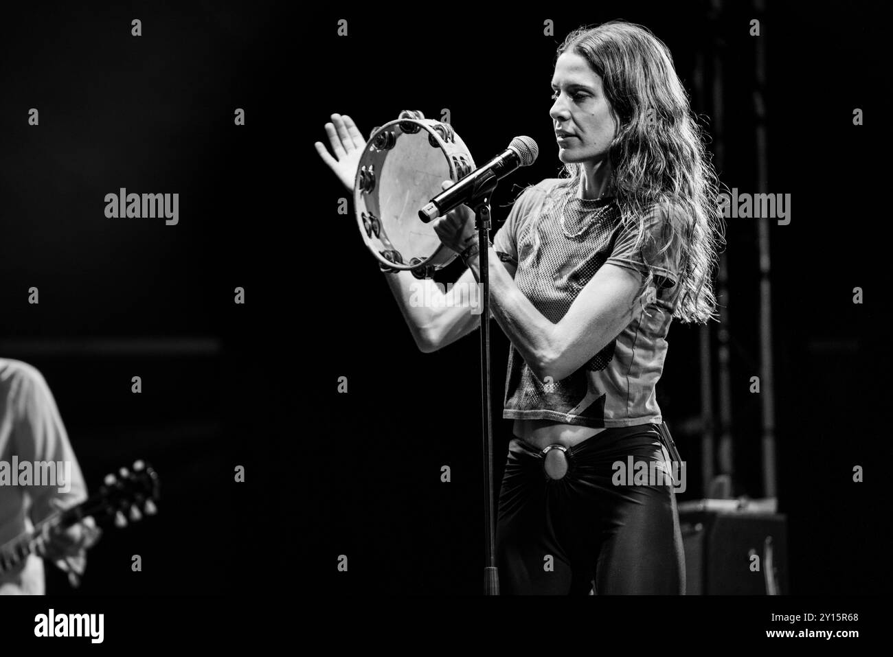 BAR ITALIA, CONCERT, 2024: Singer Nina Cristante from the band Bar ...