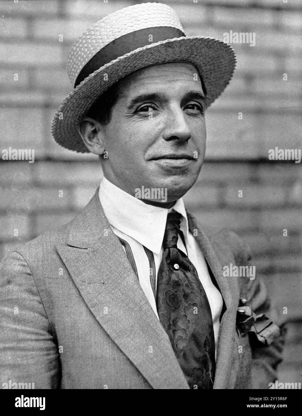 Charles ponzi in 1920 hi-res stock photography and images - Alamy