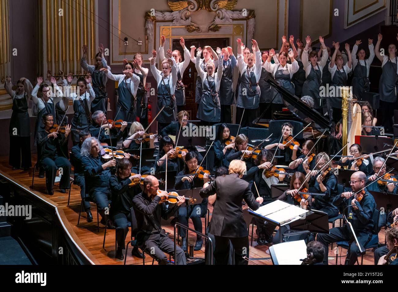 Fire in My Mouth with National Youth Choir of Scotland and Philharmonia ...