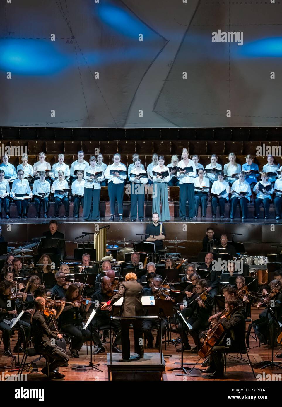 Fire in My Mouth with National Youth Choir of Scotland and Philharmonia ...