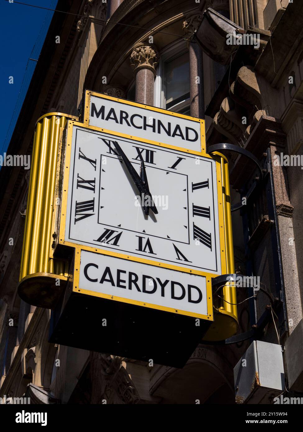 Cardiff market clock hi-res stock photography and images - Alamy