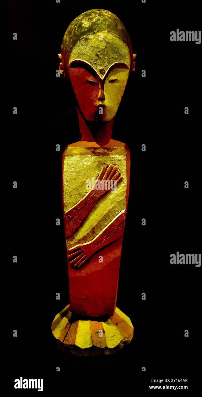 Inungu statue hi-res stock photography and images - Alamy