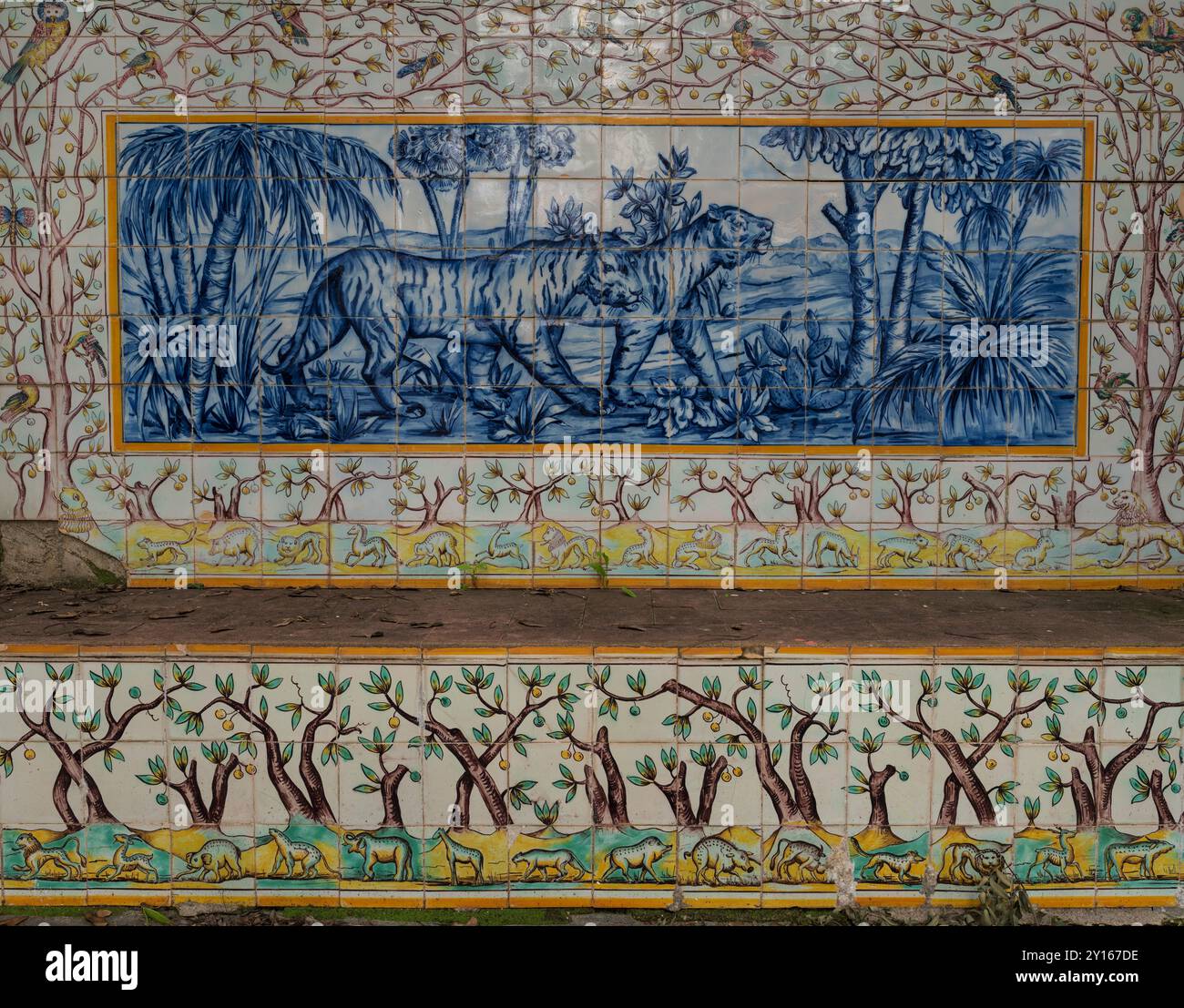 Ceramic tile heritage hi-res stock photography and images - Alamy