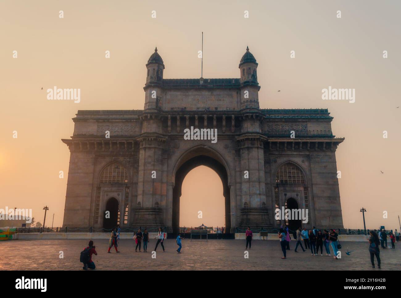 India maharashtra mumbai bombay gateway india hi-res stock photography ...