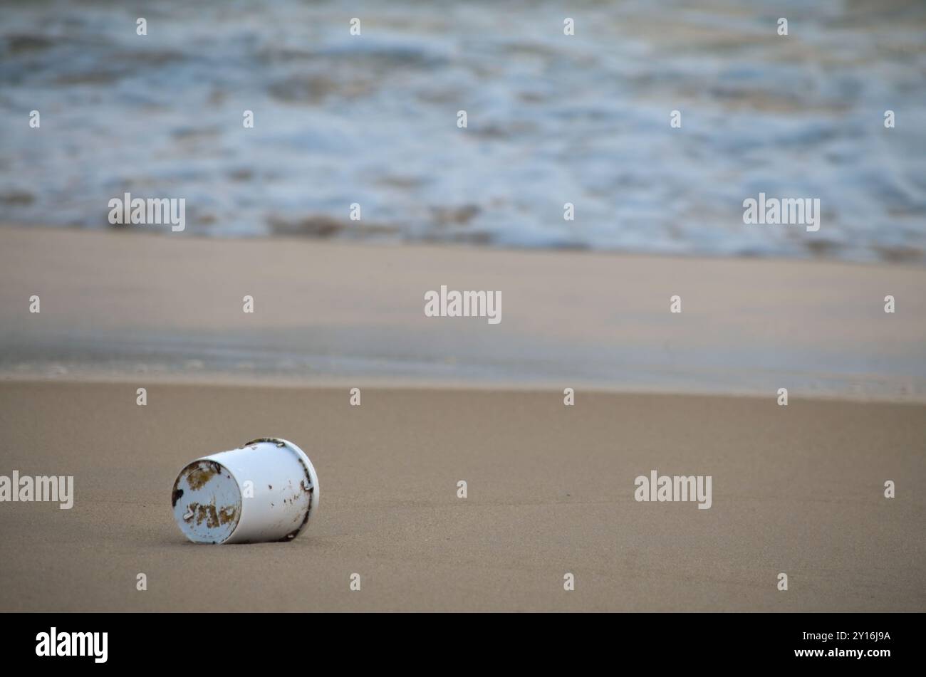 Solutions to plastic pollution hi-res stock photography and images - Alamy
