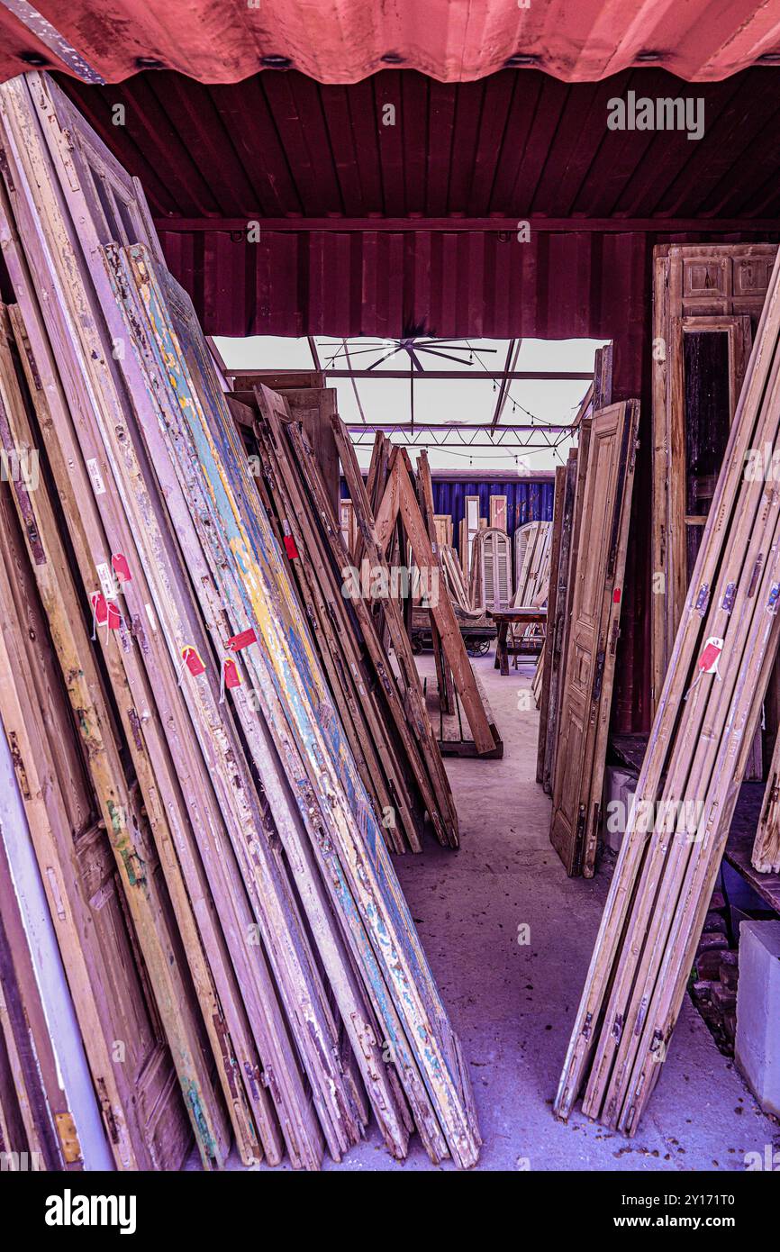 Rustic doors hi-res stock photography and images - Alamy