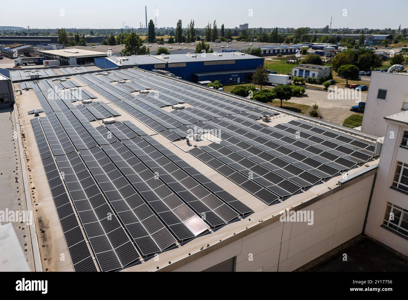 28 August 2024, Saxony-Anhalt, Halle: Solar panels are installed on the ...