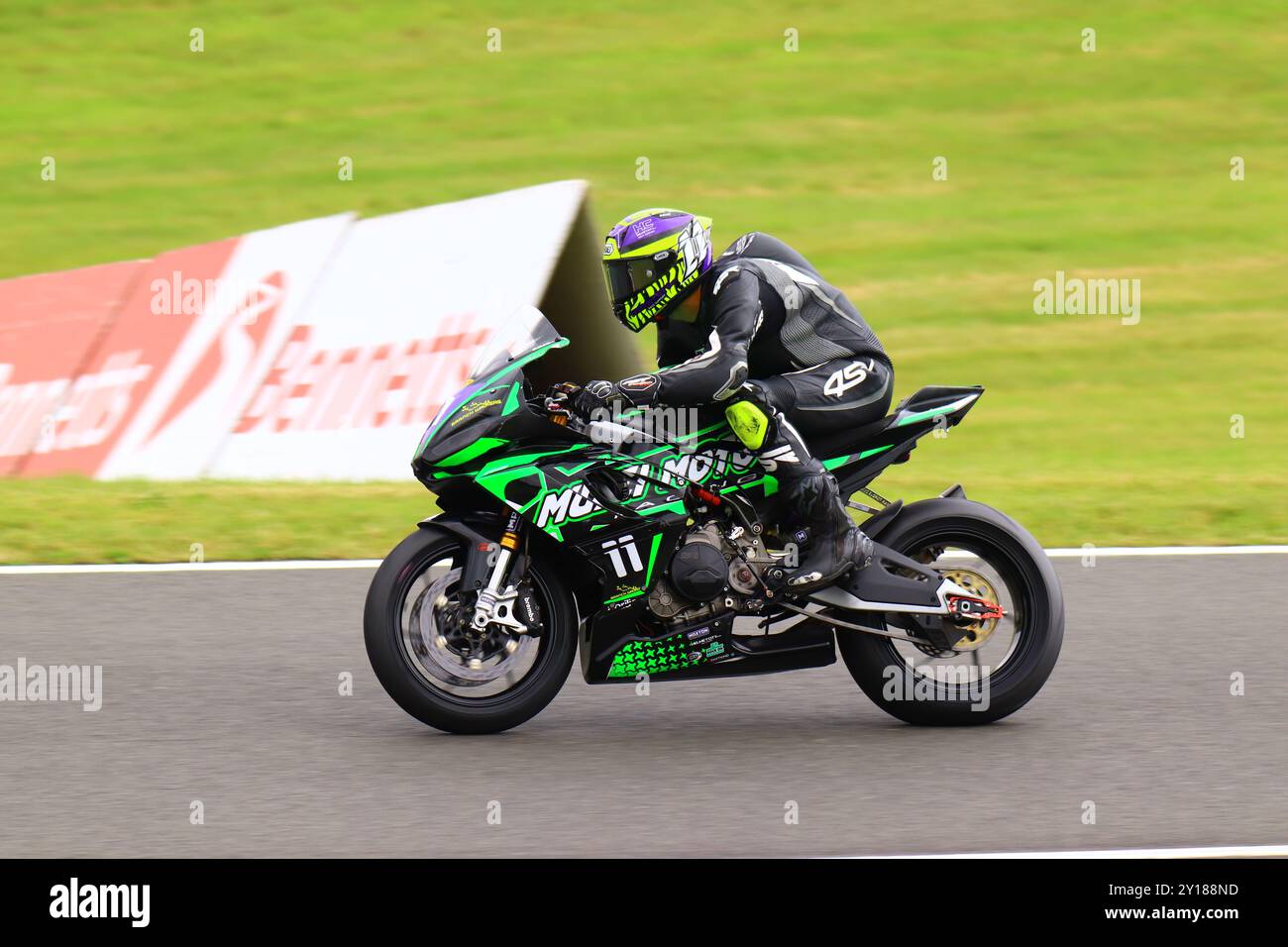 BSB Cadwell Park Supersport Stock Photo - Alamy