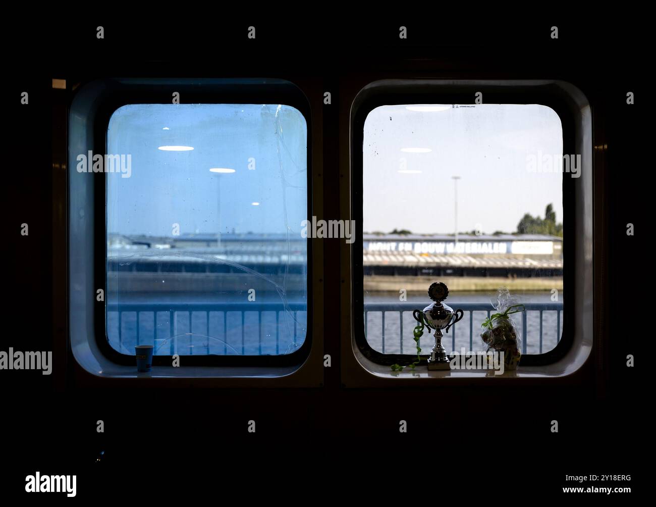 Interior dining car set hi-res stock photography and images - Alamy