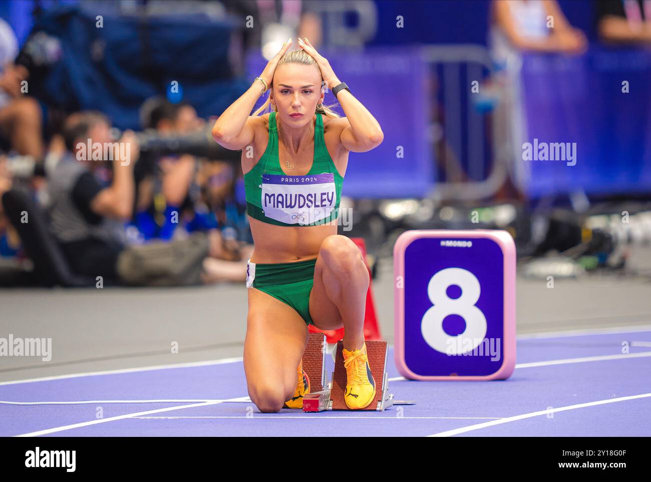 Sharlene Mawdsley participating in the 400 meters at the Paris 2024 ...
