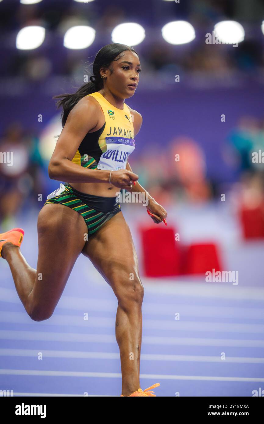 Stacey-Ann Williams participating in the 400 meters at the Paris 2024 ...
