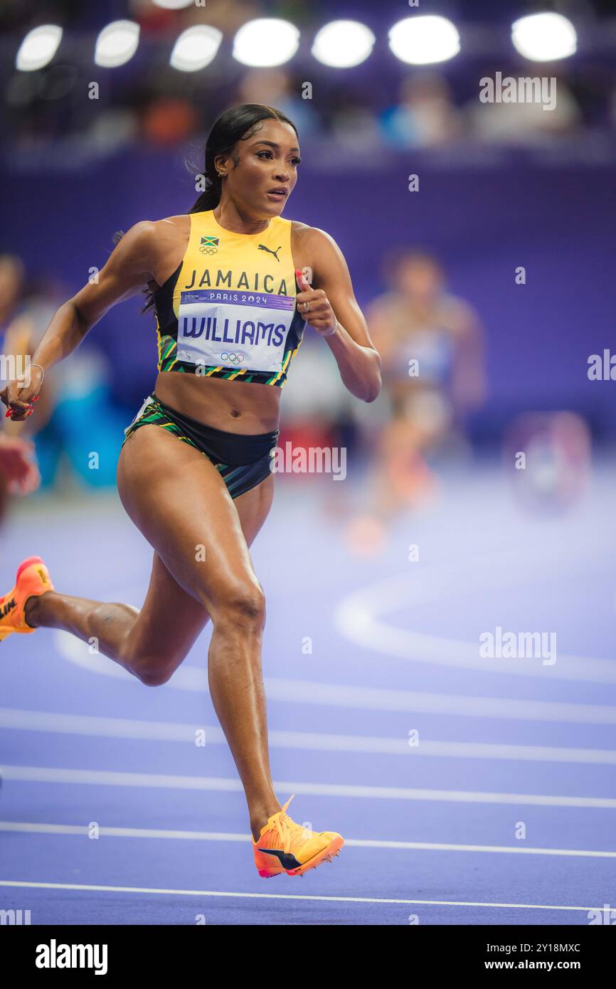 Stacey-Ann Williams participating in the 400 meters at the Paris 2024 ...