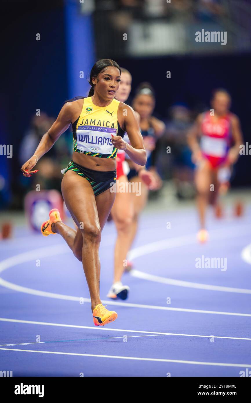 Stacey-Ann Williams participating in the 400 meters at the Paris 2024 ...