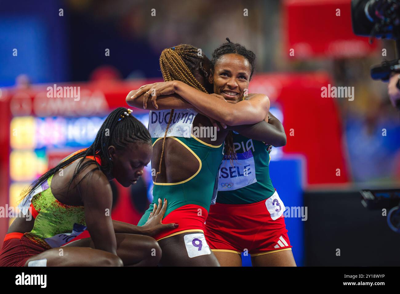 Worknesh Mesele participating in the 800 meters at the Paris 2024 ...