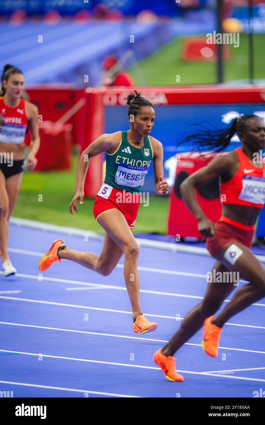 Worknesh Mesele participating in the 800 meters at the Paris 2024 ...