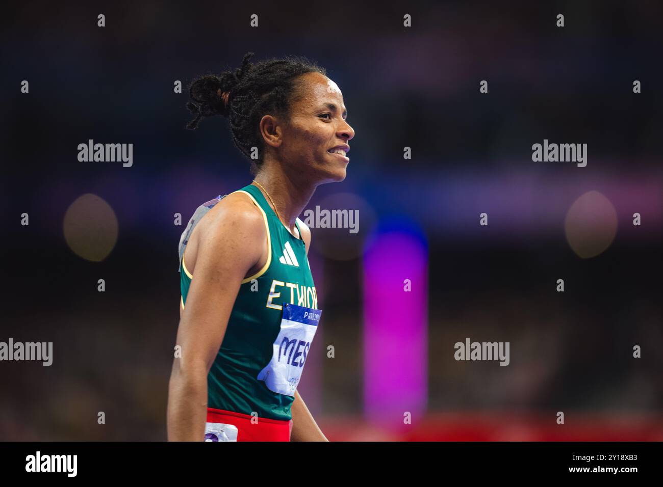 Worknesh Mesele participating in the 800 meters at the Paris 2024 ...