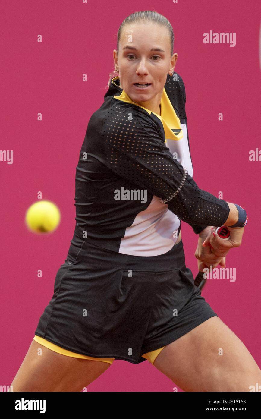 Montreux Switzerland, 09 05 2024: Anouk Koevermans (NED) vs Tara Wurth ...