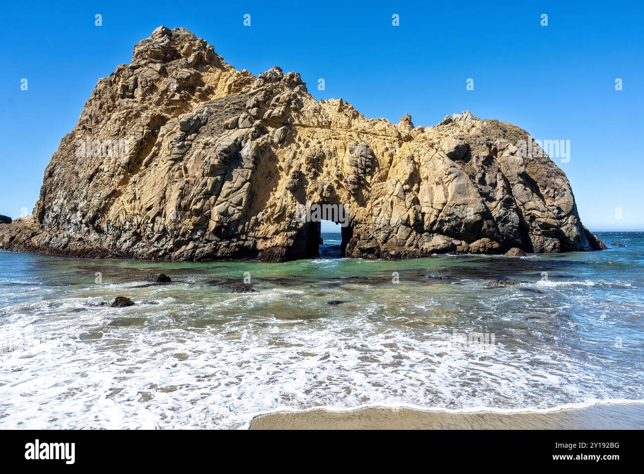 Key hole at Pfeiffer Beach, Big Sur, California Stock Photo - Alamy
