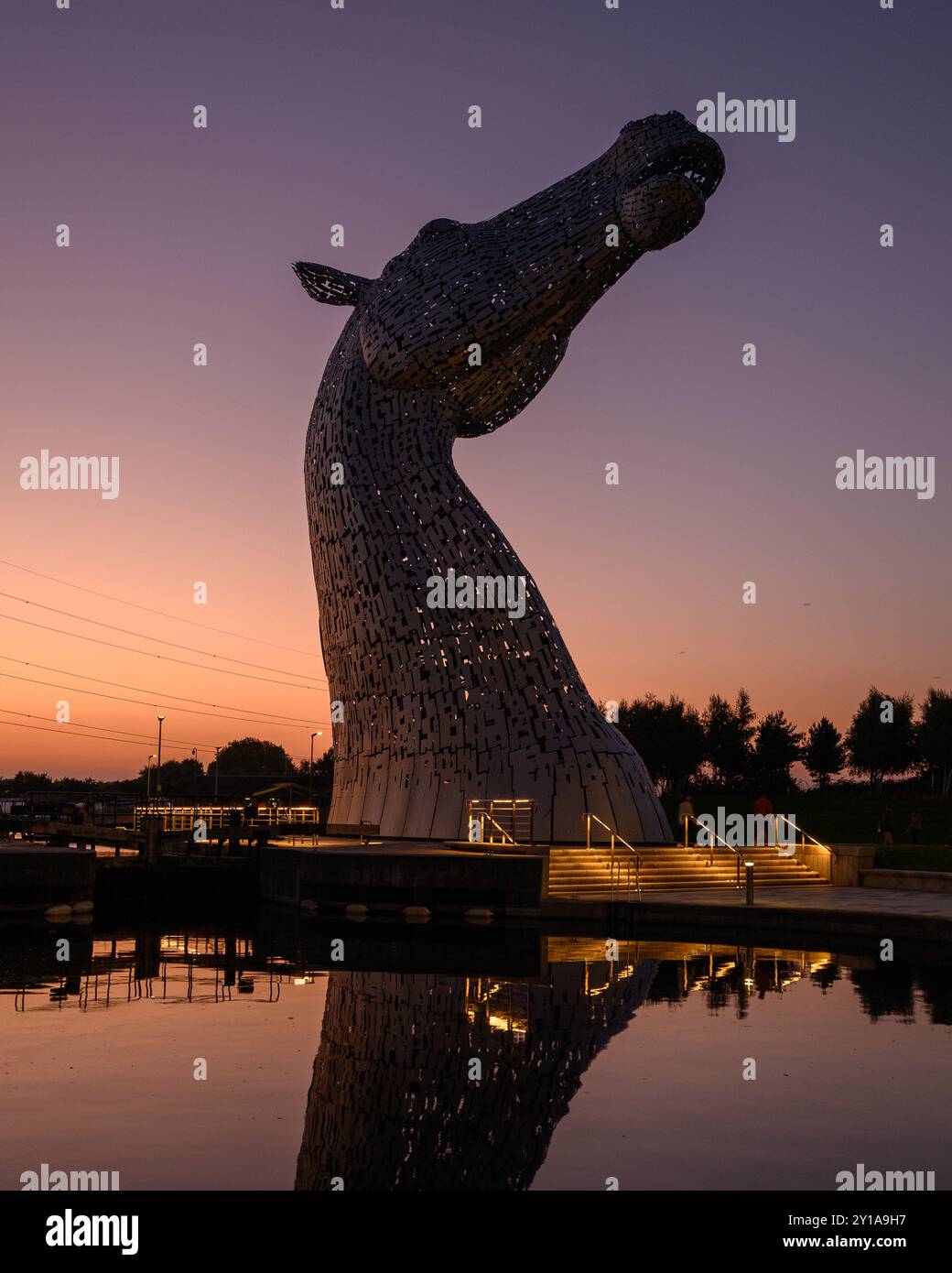 Golden hour kelpies hi-res stock photography and images - Alamy