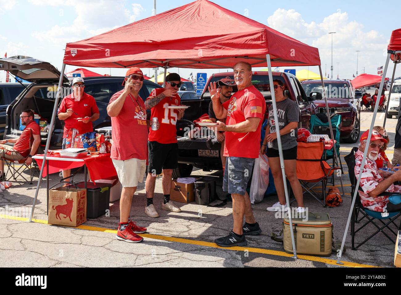 Kansas City, MO, USA. 5th Sep, 2024. A group of Kansas City Chiefs fans ...