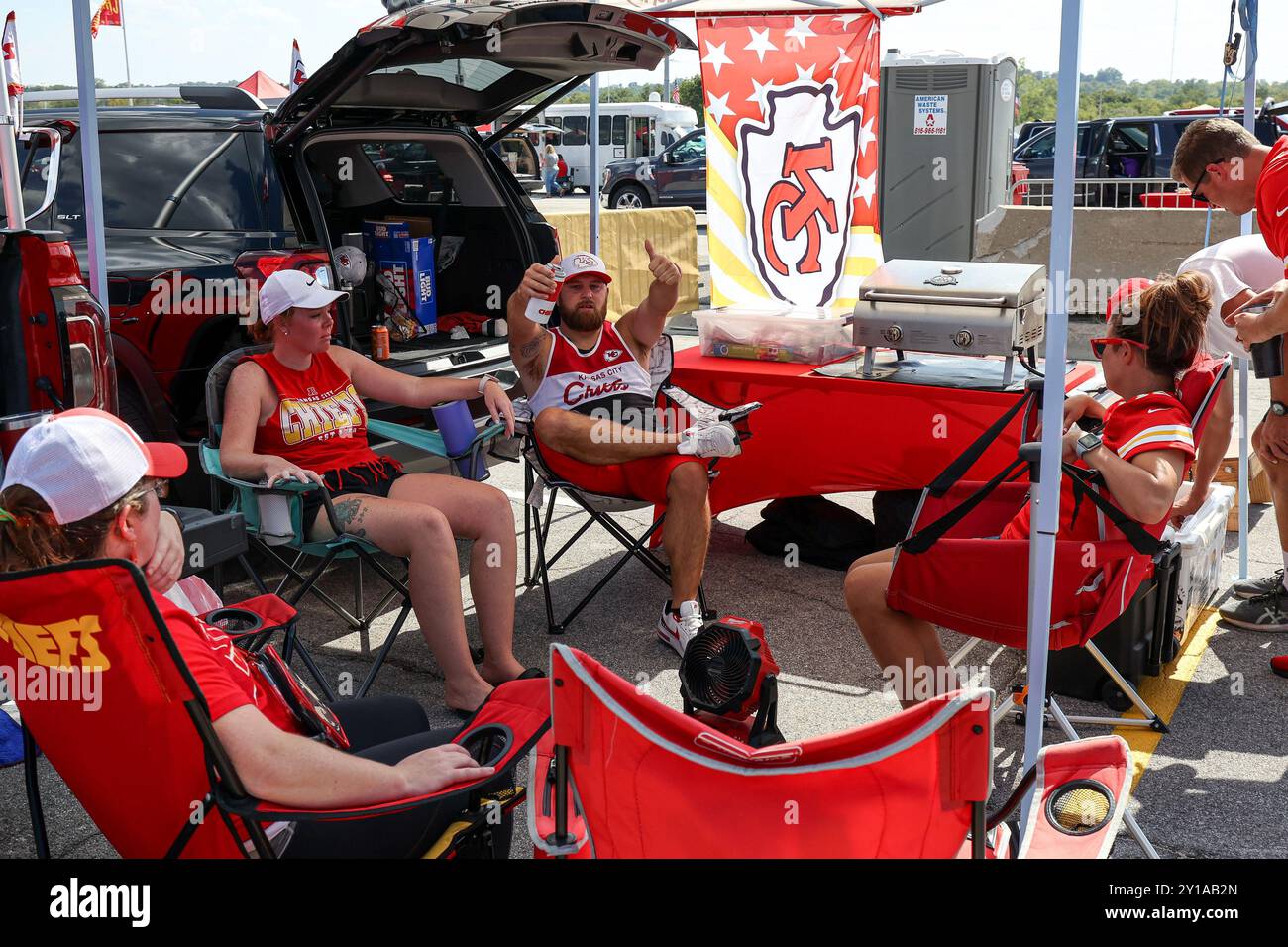 Kansas City, MO, USA. 5th Sep, 2024. A group of Kansas City Chiefs fans ...
