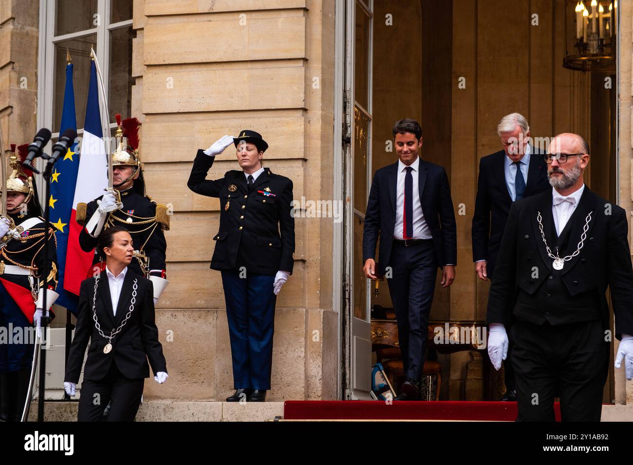 FRANCE-PARIS-POLITICS-PM-MATIGNON-GOVERNMENT Handover at the Hotel de ...