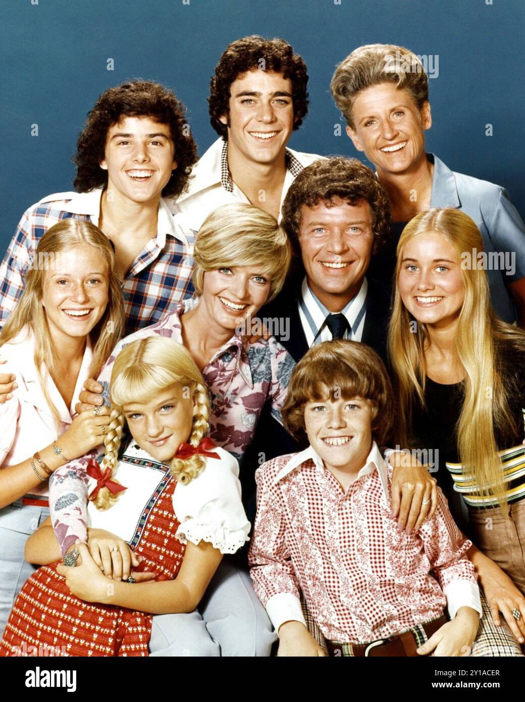 1969 - 1974 , USA : Pubblicity still with the cast of Paramount ...