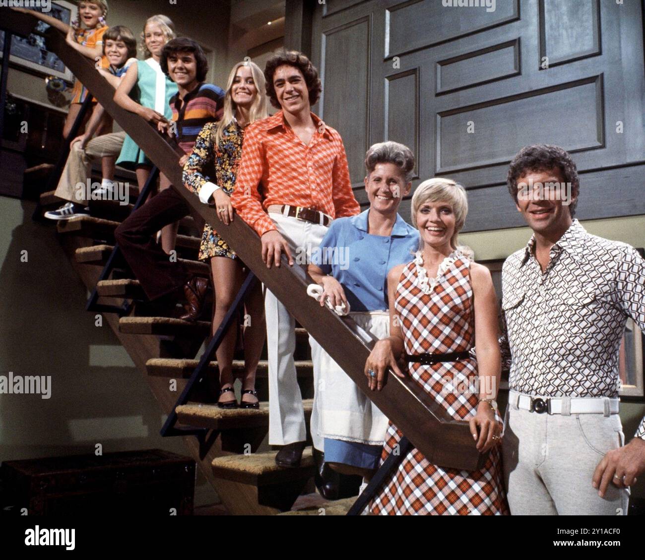 1969 - 1974 , USA : Pubblicity still with the cast of Paramount ...