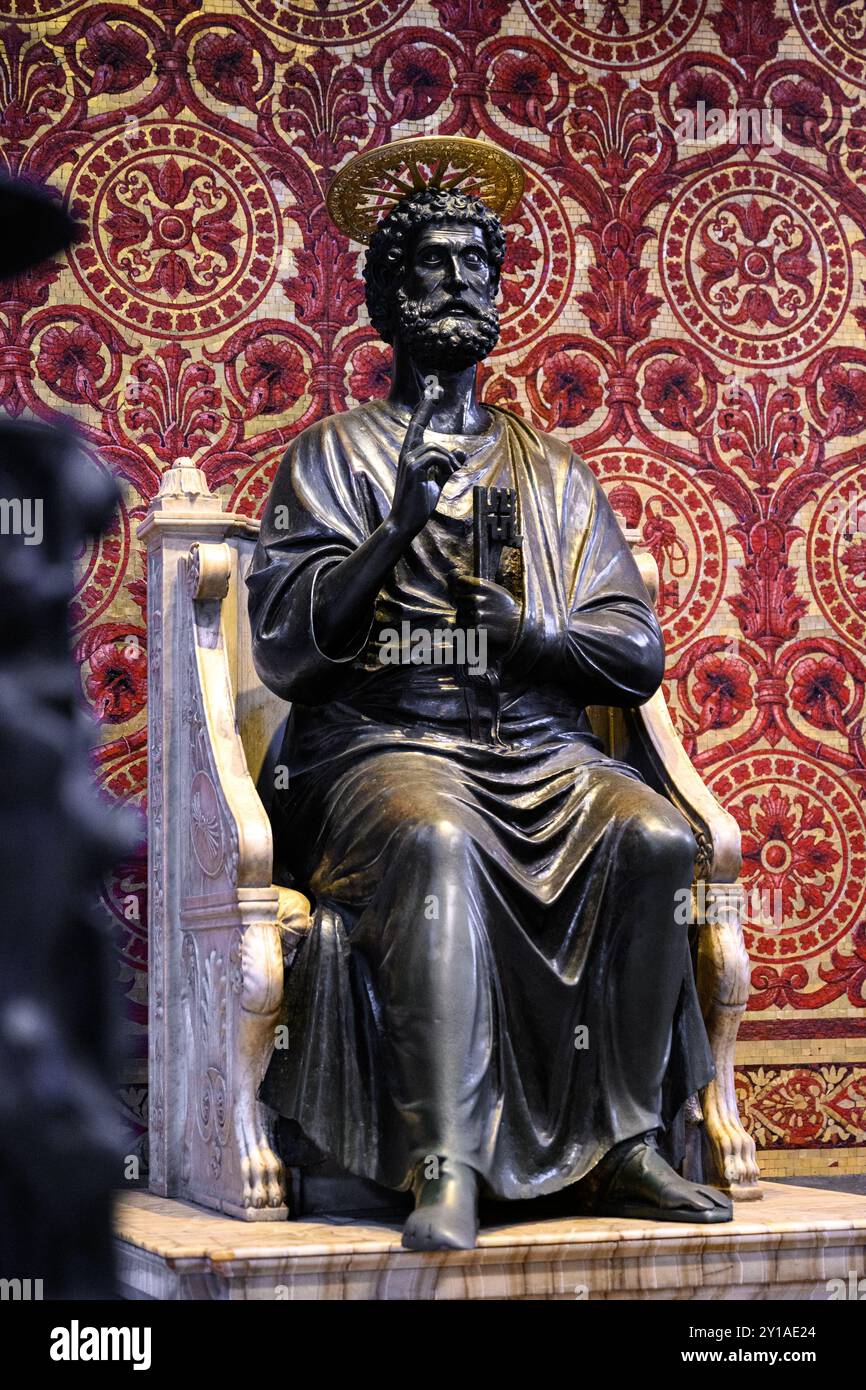 The statue of Saint Peter in Saint Peter's Basilica in the Vatican ...