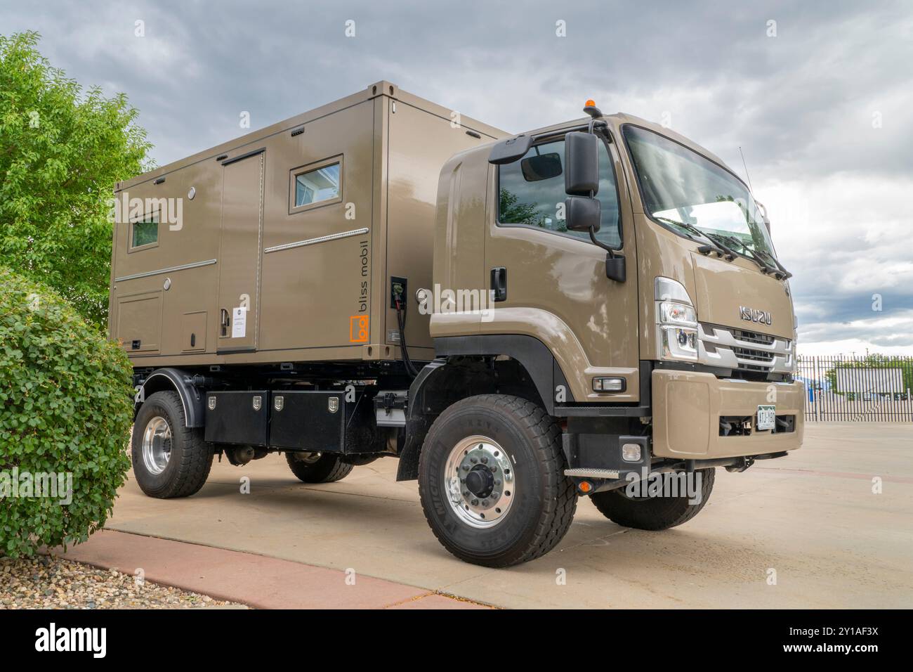 Isuzu ftr hi-res stock photography and images - Alamy