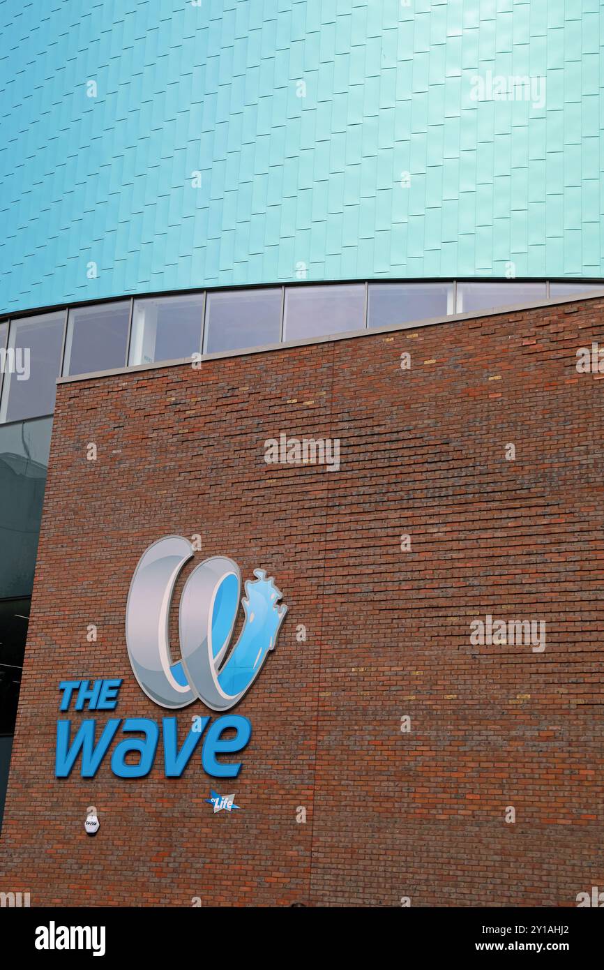 Indoor swimming pool uk hi-res stock photography and images - Alamy