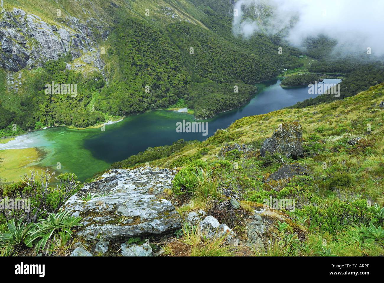 Lake Mackenzie, Routeburn Track, Humboldt Mountains, Mount Aspiring ...