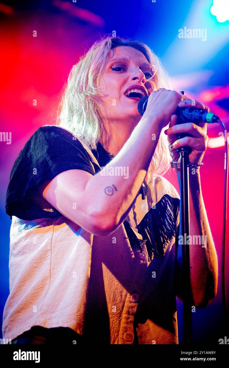 Italy 9 May 2022 Dead Sara - with Emily Armstrong next singer of Linkin ...