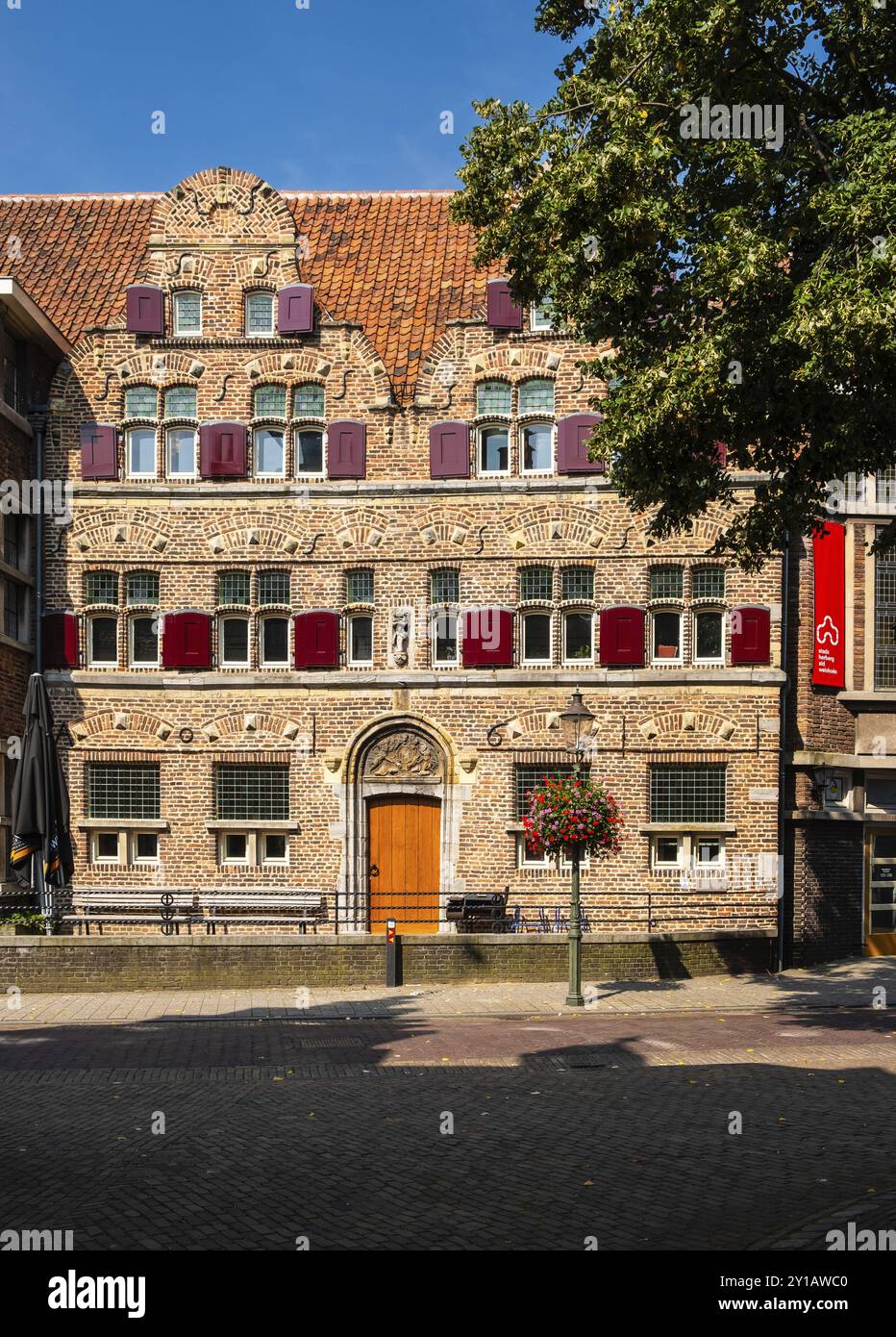 Old orphanage in the city centre of Venlo, Netherlands Stock Photo - Alamy