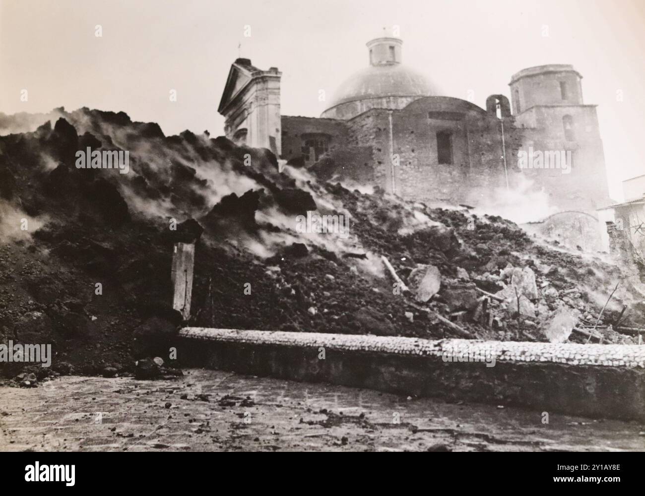 1944 vesuvius hi-res stock photography and images - Alamy