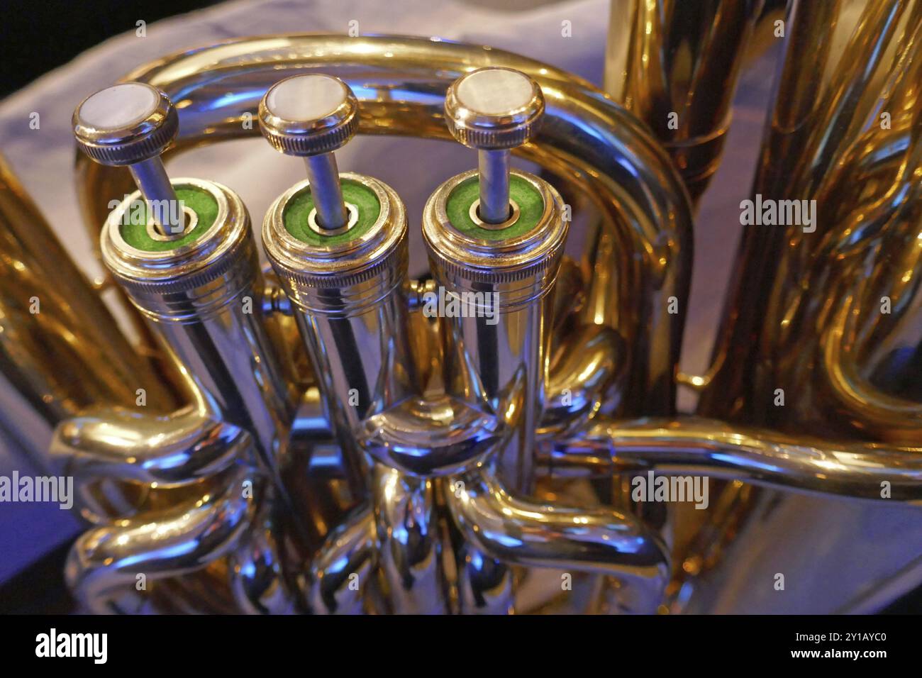 Brass instruments tuba hi-res stock photography and images - Alamy