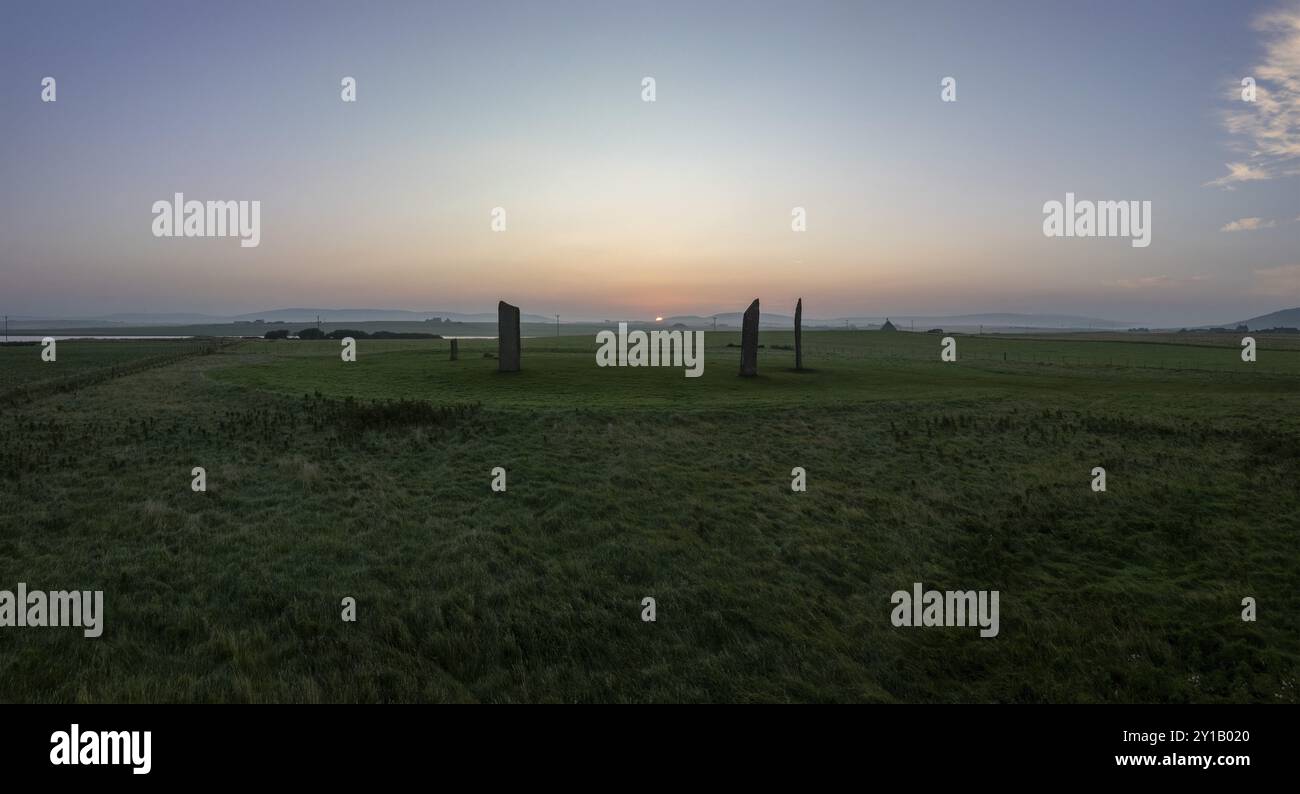 Stones of Stenness Circle and Henge, stone circle and ditch, Neolithic ...