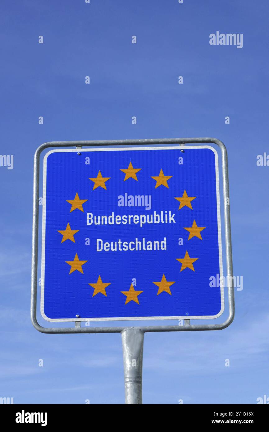 European shield hi-res stock photography and images - Alamy