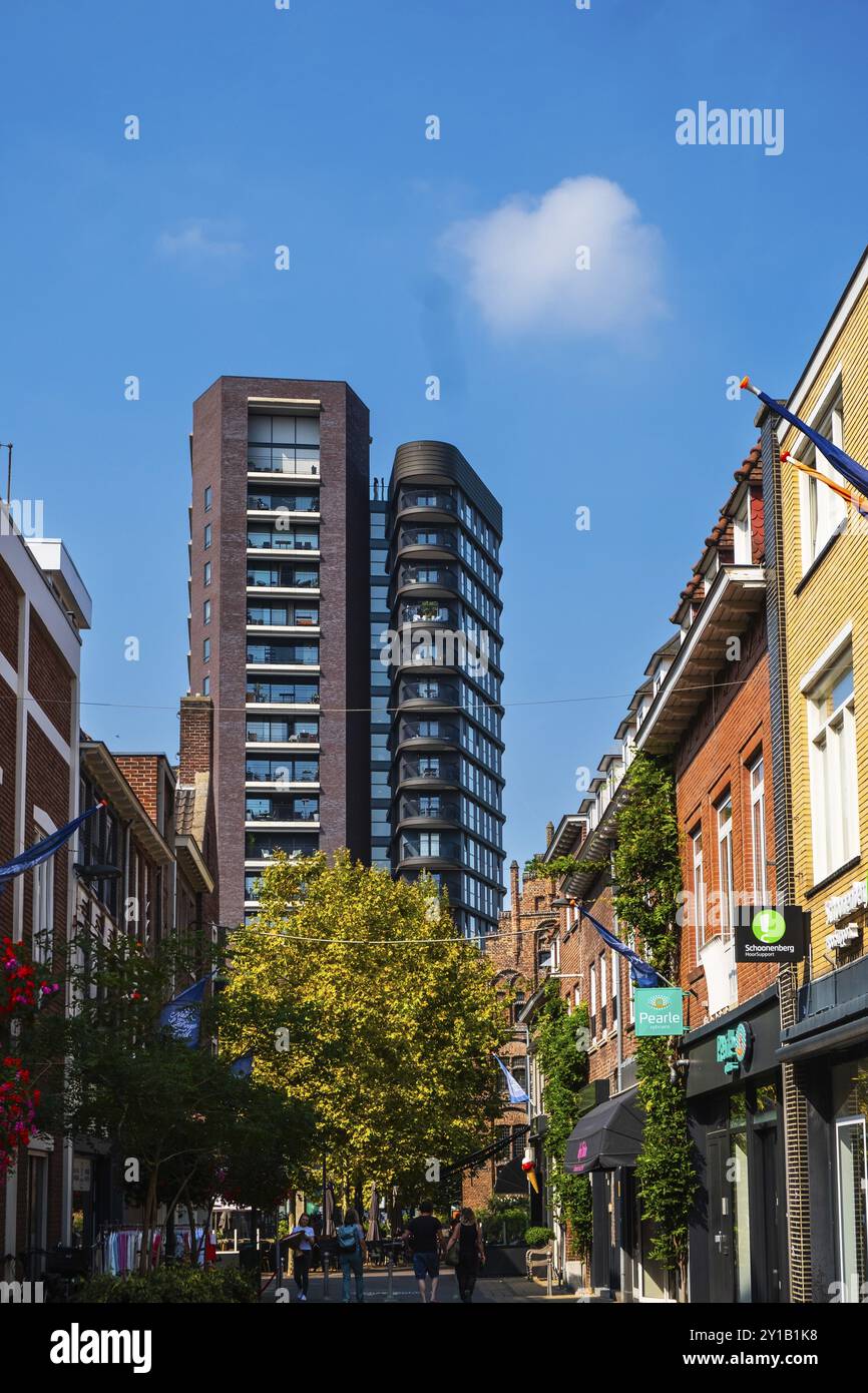 Modern and old architecture in the Maas harbour in Venlo, Netherlands ...