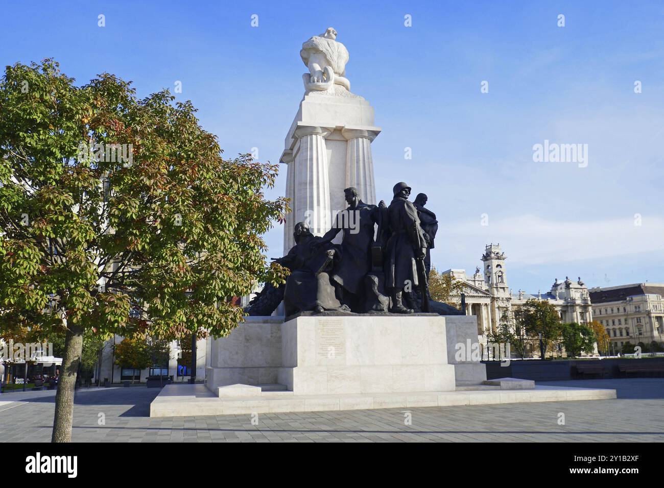 Tisza istvan monument hi-res stock photography and images - Alamy
