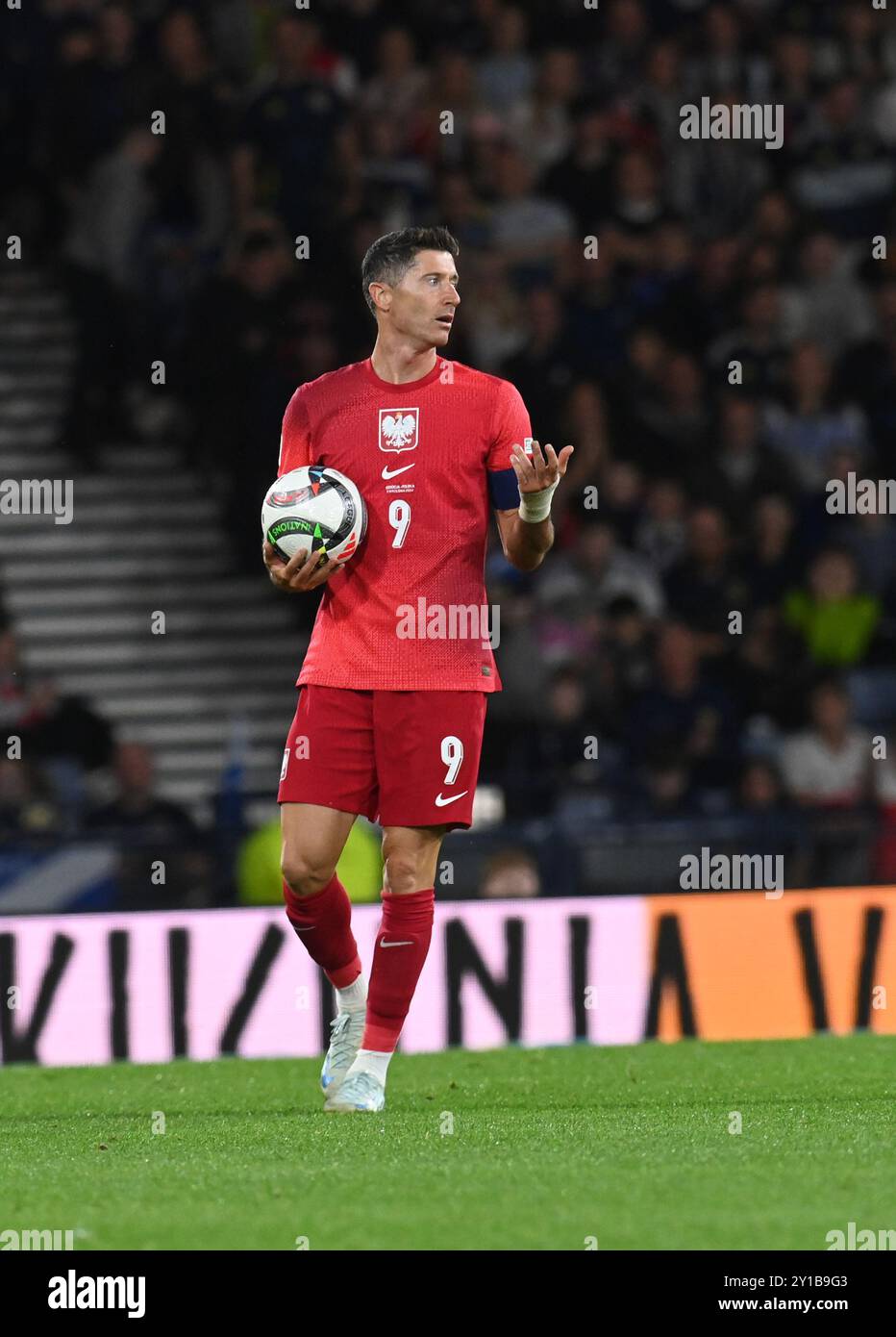 Robert lewandowski barcelona 2024 hi-res stock photography and images ...