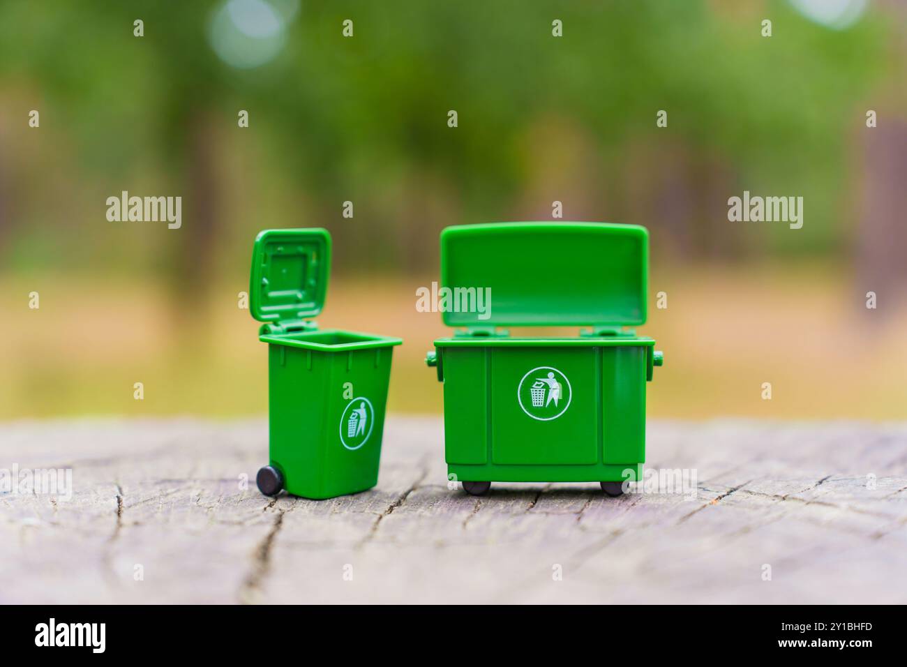 Miniature recycling bins hi-res stock photography and images - Alamy