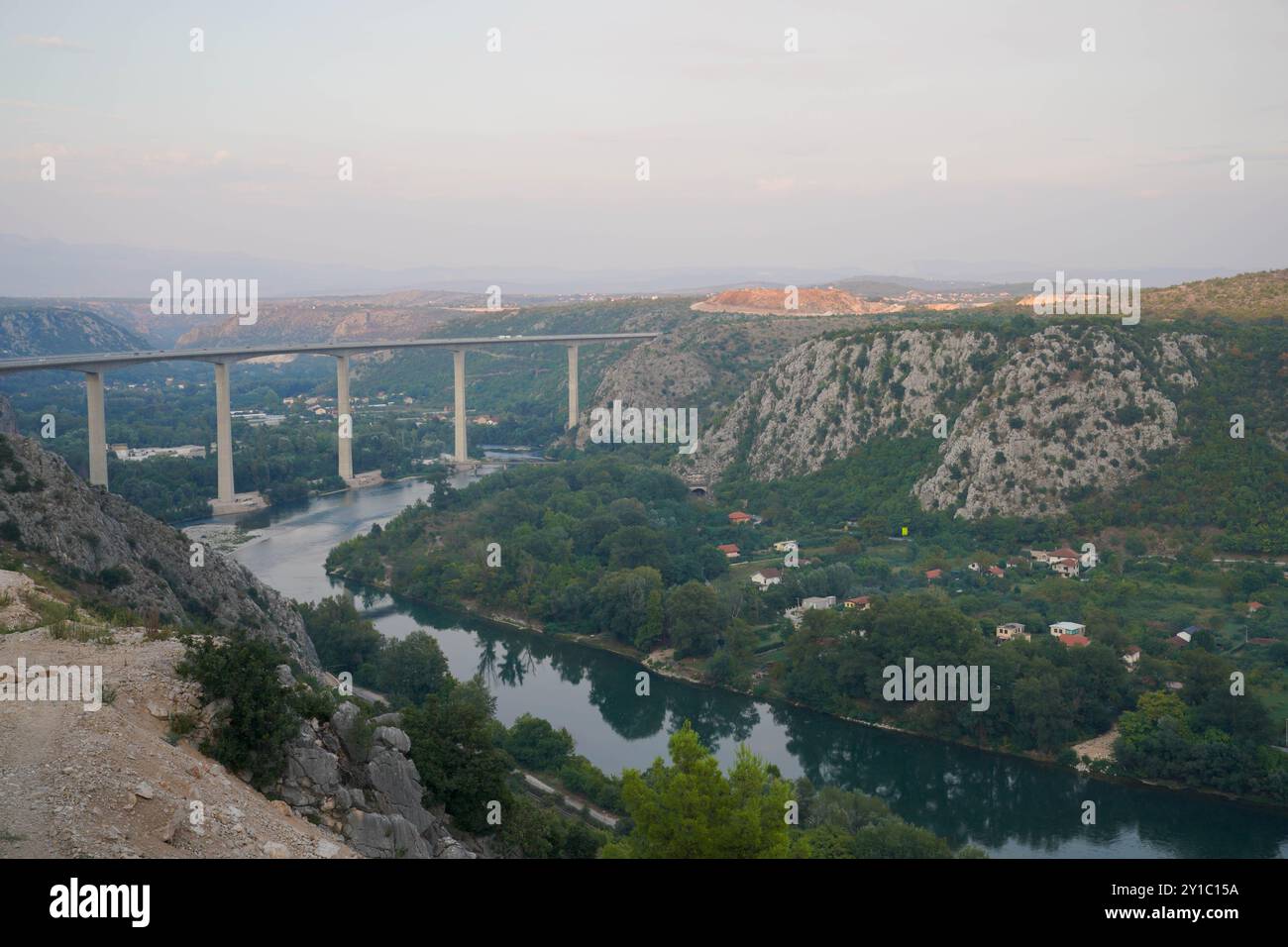 Corridor vc hi-res stock photography and images - Alamy