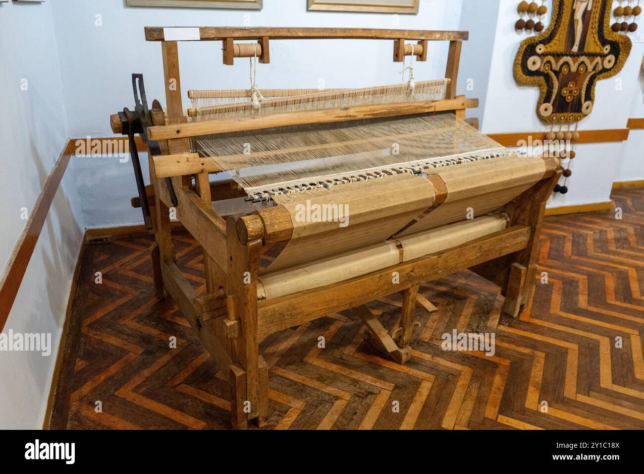 Wooden loom. Weaving hand machine Stock Photo - Alamy