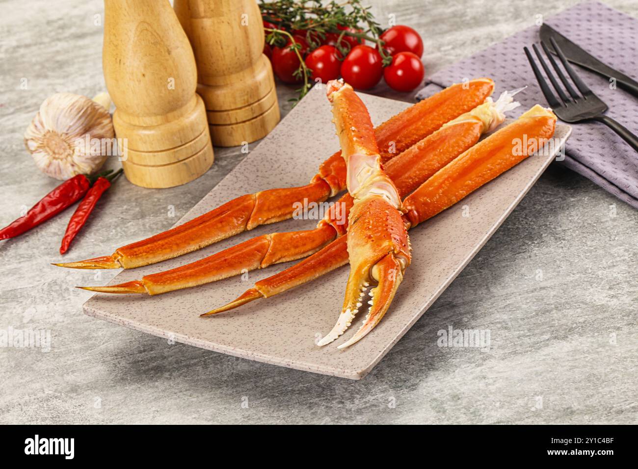 Delicous luxury boiled crab claw legs Stock Photo - Alamy