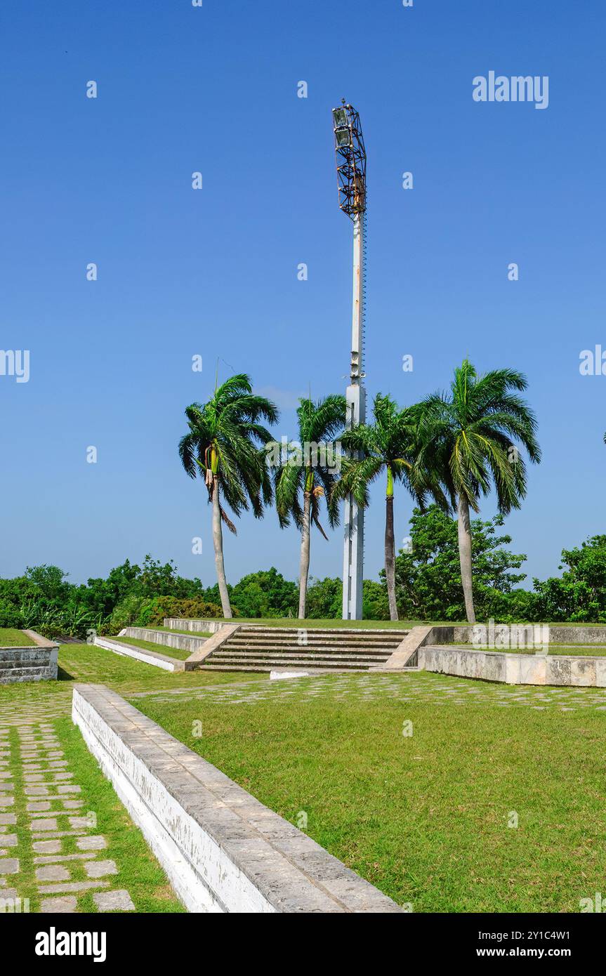 Royal Palm Trees, Che Guevara Monument, Santa Clara, Cuba Stock Photo ...