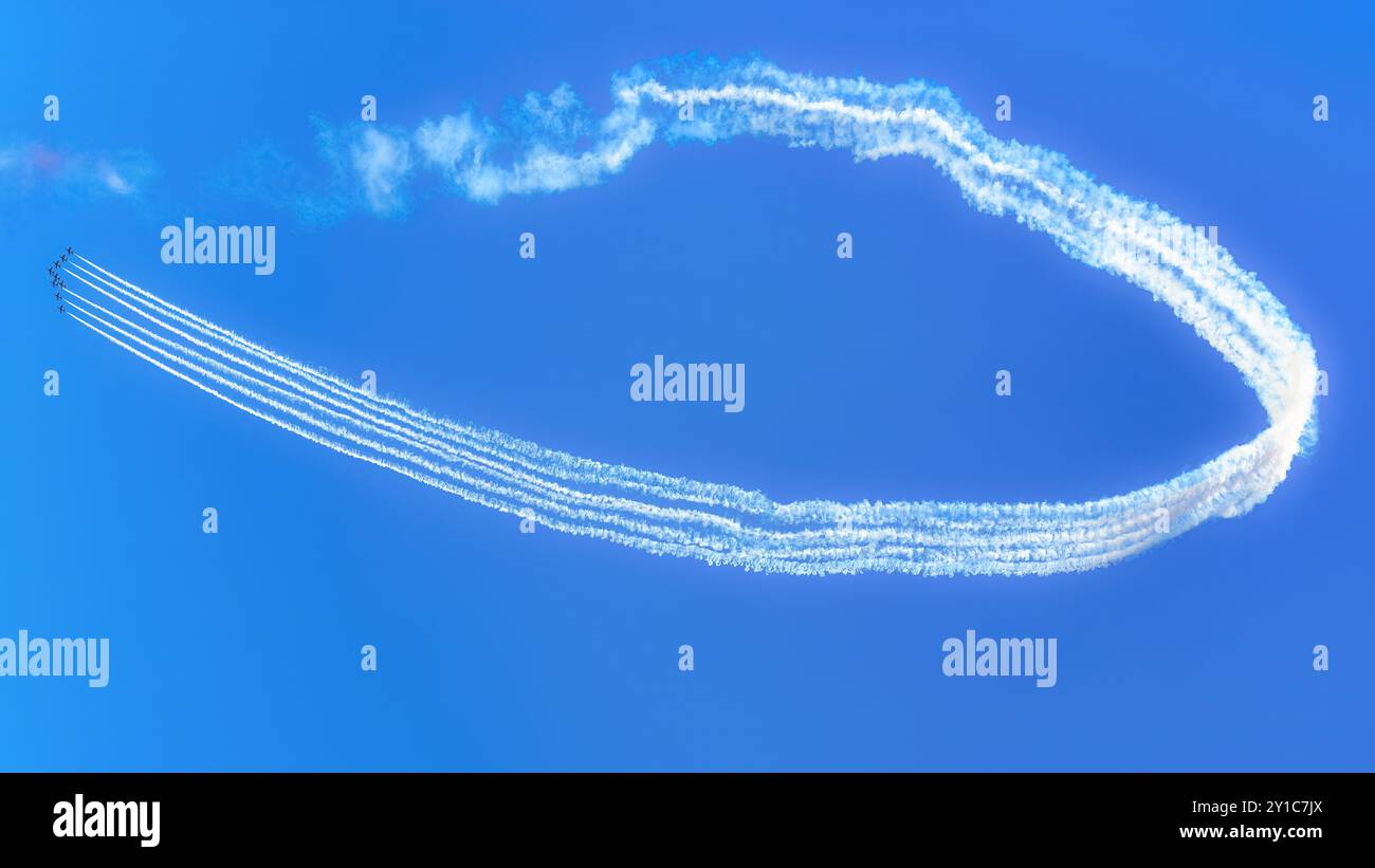 Air show 2024 hi-res stock photography and images - Alamy