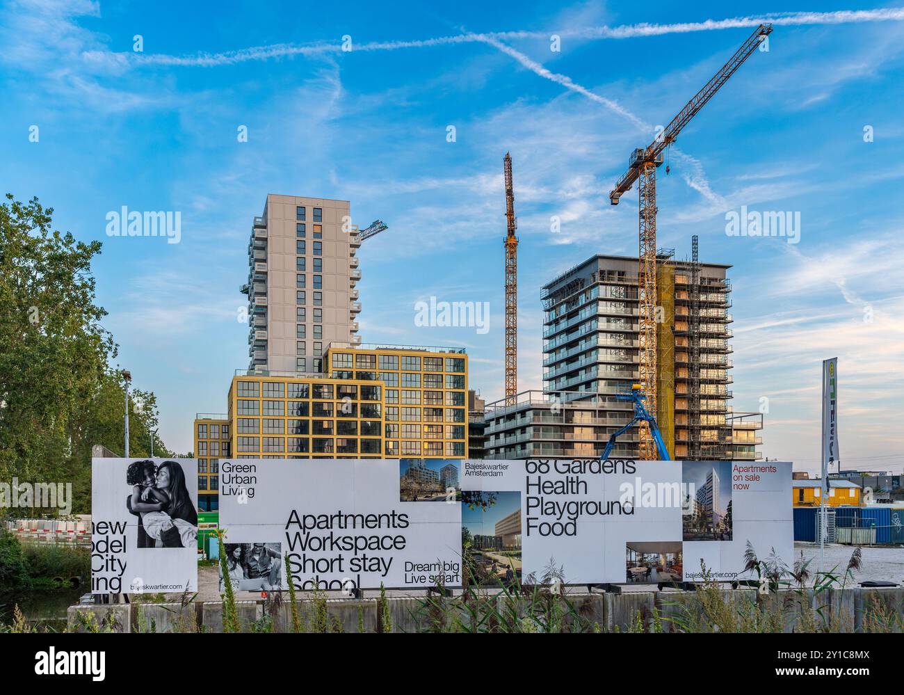 New Housing Development 92,000+ New Housing Development Stock Photos,