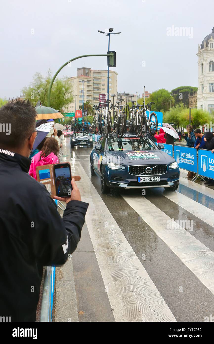 Red bull bora hi-res stock photography and images - Alamy